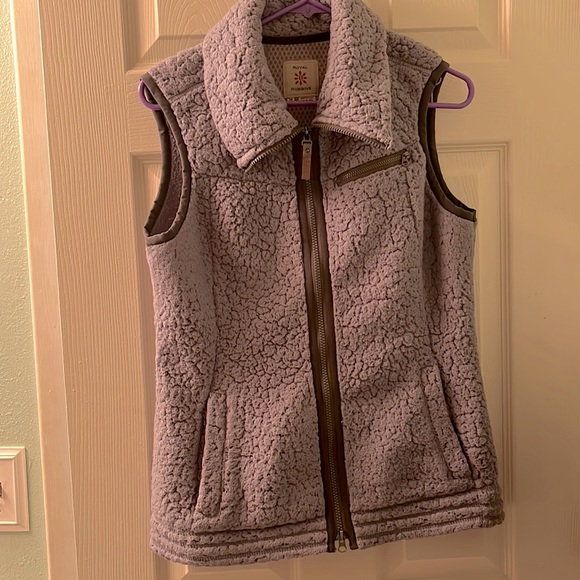 Royal Robbins | Jackets & Coats | Royal Robbin Sherpa Vest | Poshmark